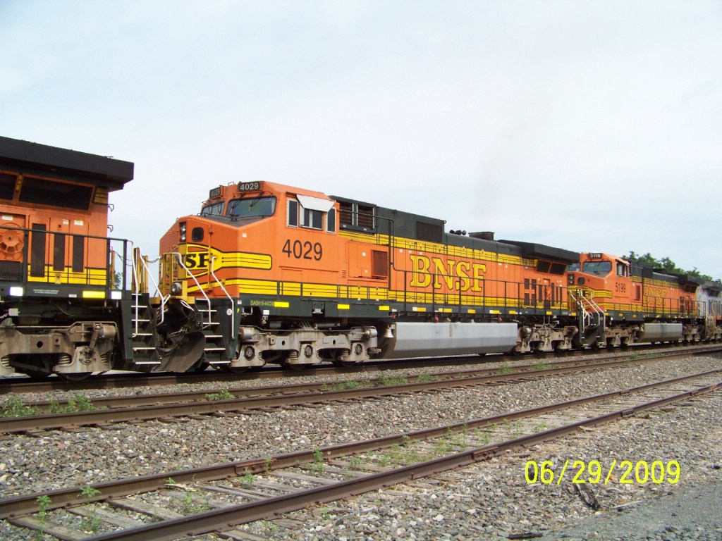 BNSF C44-9W 4029